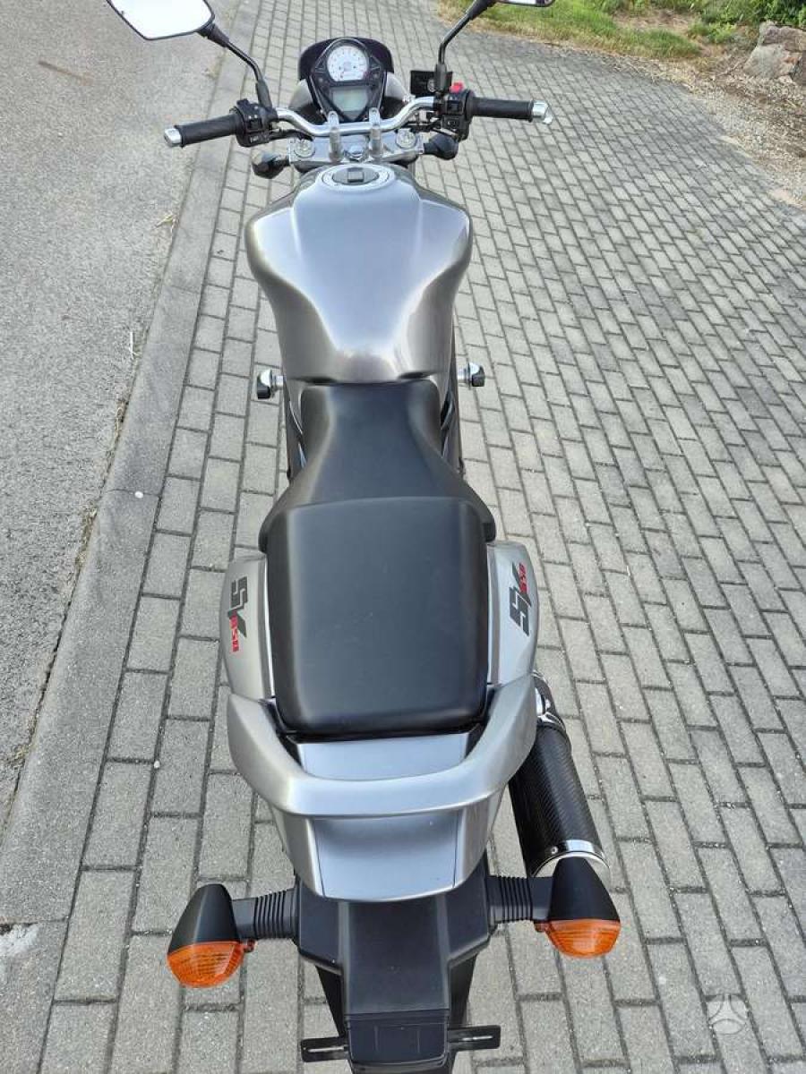 Suzuki SV 2007 in Kelme, with an engine capacity of 0.65 L and mileage of 53 thousand km for 1900 €, photo 16 on AUTOMOTO.COM.LV