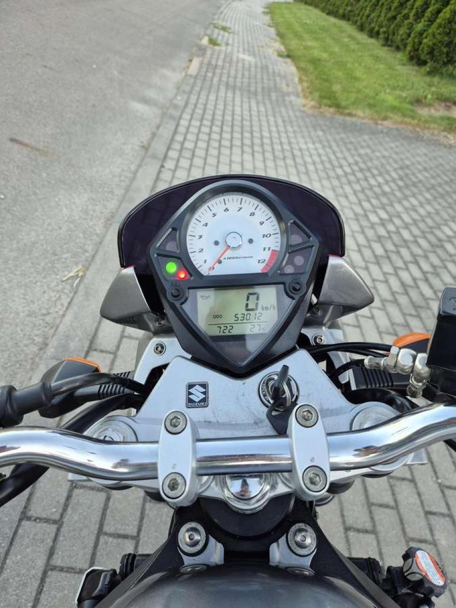 Suzuki SV 2007 in Kelme, with an engine capacity of 0.65 L and mileage of 53 thousand km for 1900 €, photo 17 on AUTOMOTO.COM.LV