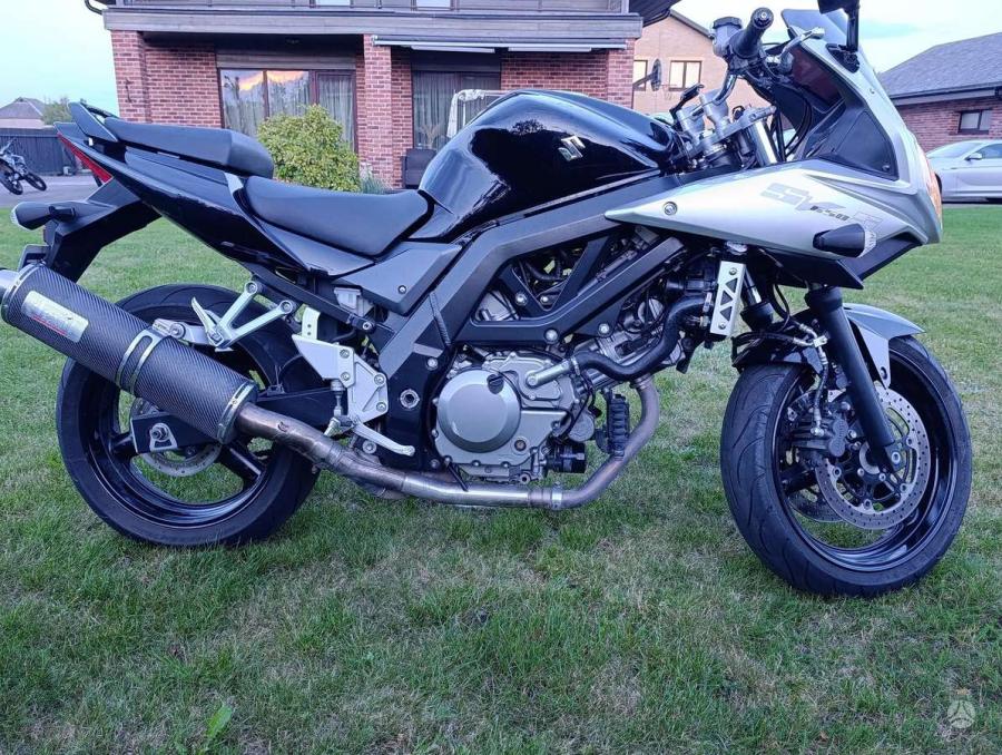 Suzuki SV 2008 Vievis, ar dzinēja tilpumu 0.65 L un nobraukumu 48 tūkst. km par 1950 €, foto 7 vietnē AUTOMOTO.COM.LV