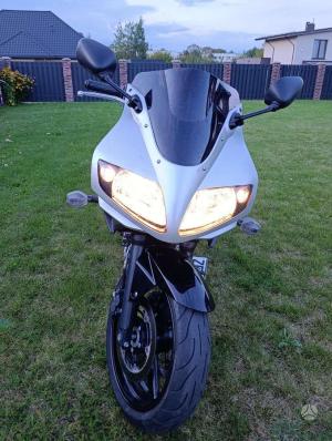 Suzuki SV 2008 Vievis, ar dzinēja tilpumu 0.65 L un nobraukumu 48 tūkst. km par 1950 €, foto 9 vietnē AUTOMOTO.COM.LV