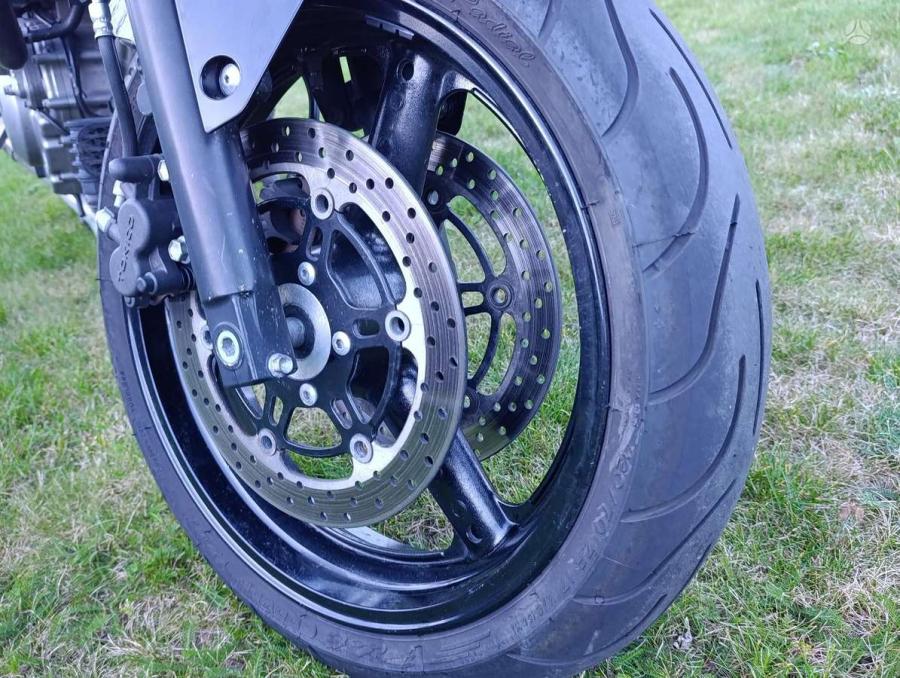 Suzuki SV 2008 Vievis, ar dzinēja tilpumu 0.65 L un nobraukumu 48 tūkst. km par 1950 €, foto 10 vietnē AUTOMOTO.COM.LV