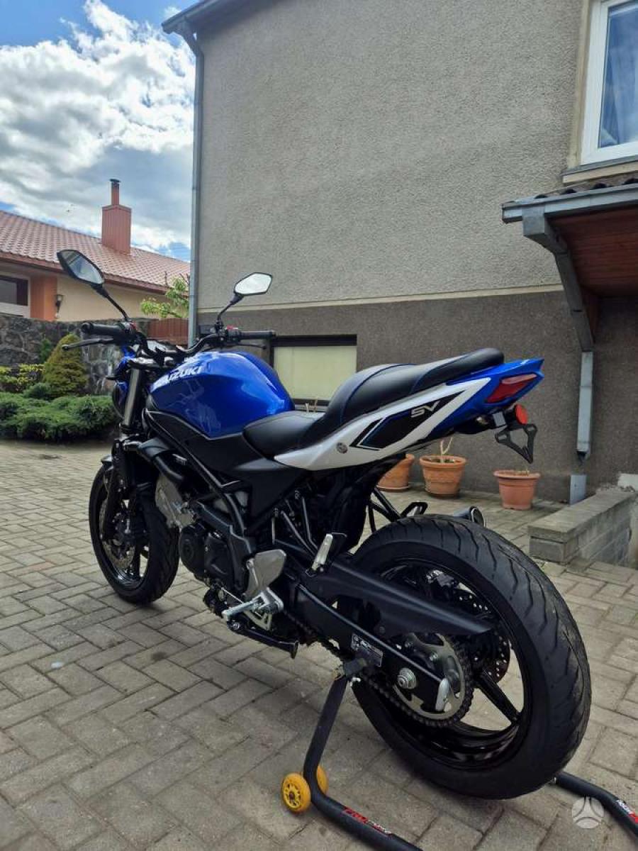 Suzuki SV 2018 in Prienai, with an engine capacity of 0.65 L and mileage of 18 thousand km for 4100 €, photo 8 on AUTOMOTO.COM.LV