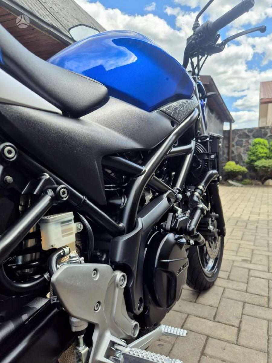 Suzuki SV 2018 in Prienai, with an engine capacity of 0.65 L and mileage of 18 thousand km for 4100 €, photo 18 on AUTOMOTO.COM.LV