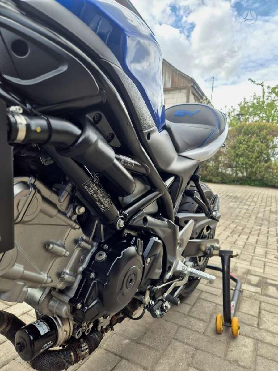 Suzuki SV 2018 in Prienai, with an engine capacity of 0.65 L and mileage of 18 thousand km for 4100 €, photo 19 on AUTOMOTO.COM.LV