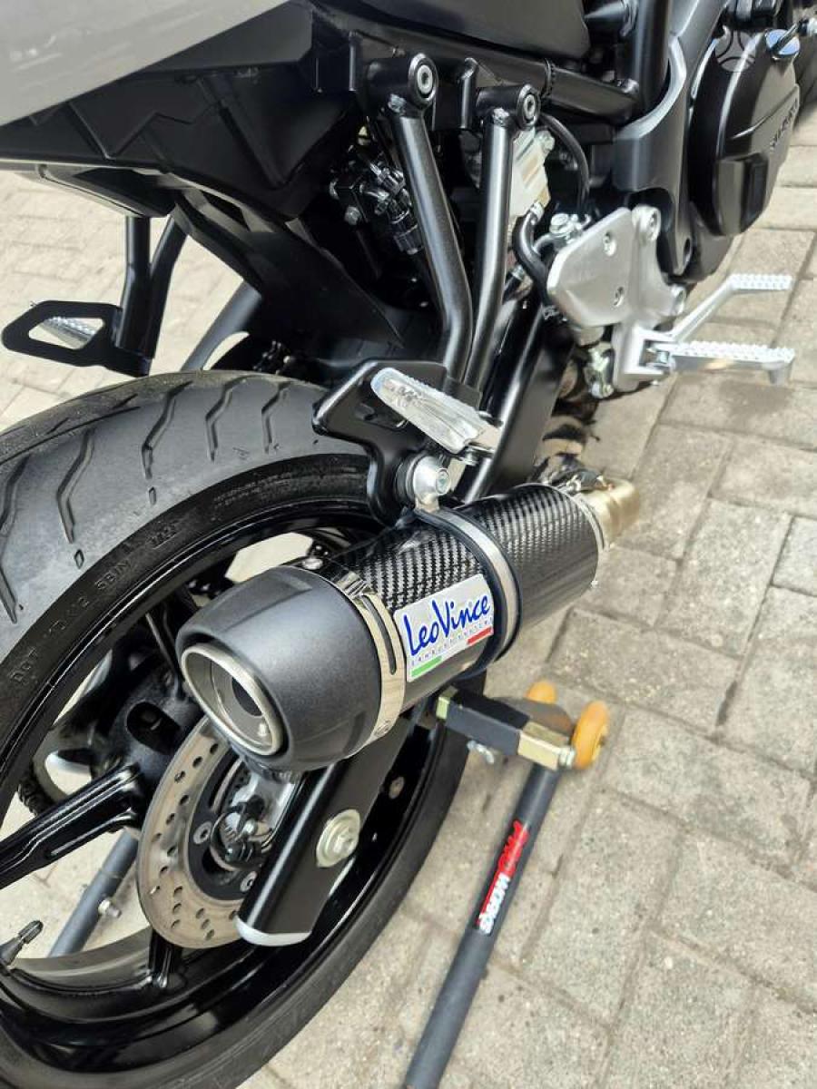 Suzuki SV 2018 in Prienai, with an engine capacity of 0.65 L and mileage of 18 thousand km for 4100 €, photo 25 on AUTOMOTO.COM.LV