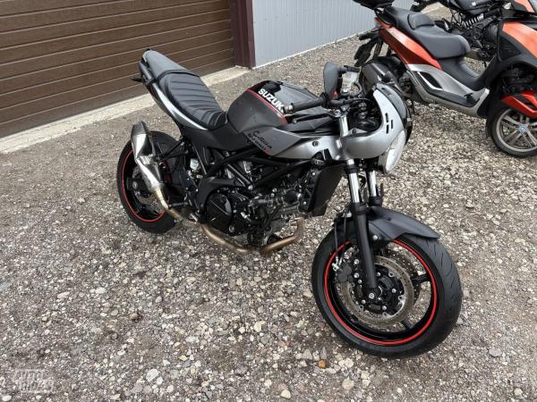 Suzuki SV 2019 Kelmė, ar dzinēja tilpumu 0.65 L un nobraukumu 28 tūkst. km par 2030 €, foto 1 vietnē AUTOMOTO.COM.LV