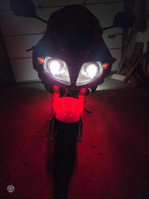 Red Suzuki SV 2005 in Kaunas, with an engine capacity of 0.65 L and mileage of 77 thousand km for 3000 €, photo 18 on AUTOMOTO.COM.LV