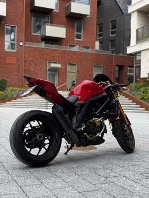 Red Suzuki SV 2008 in Klaipeda, with an engine capacity of 0.65 L and mileage of 19 thousand km for 3450 €, photo  on AUTOMOTO.COM.LV