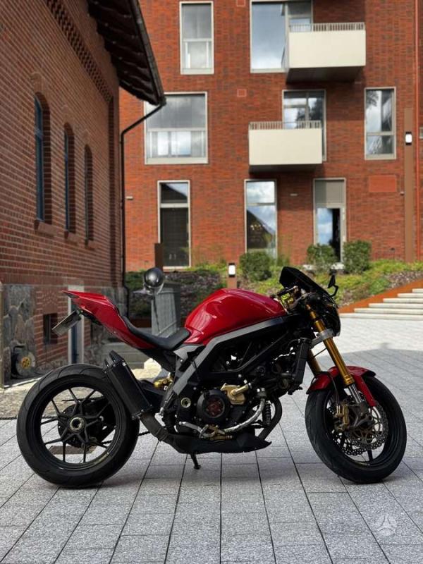 Red Suzuki SV 2008 in Klaipeda, with an engine capacity of 0.65 L and mileage of 19 thousand km for 3450 €, photo 4 on AUTOMOTO.COM.LV