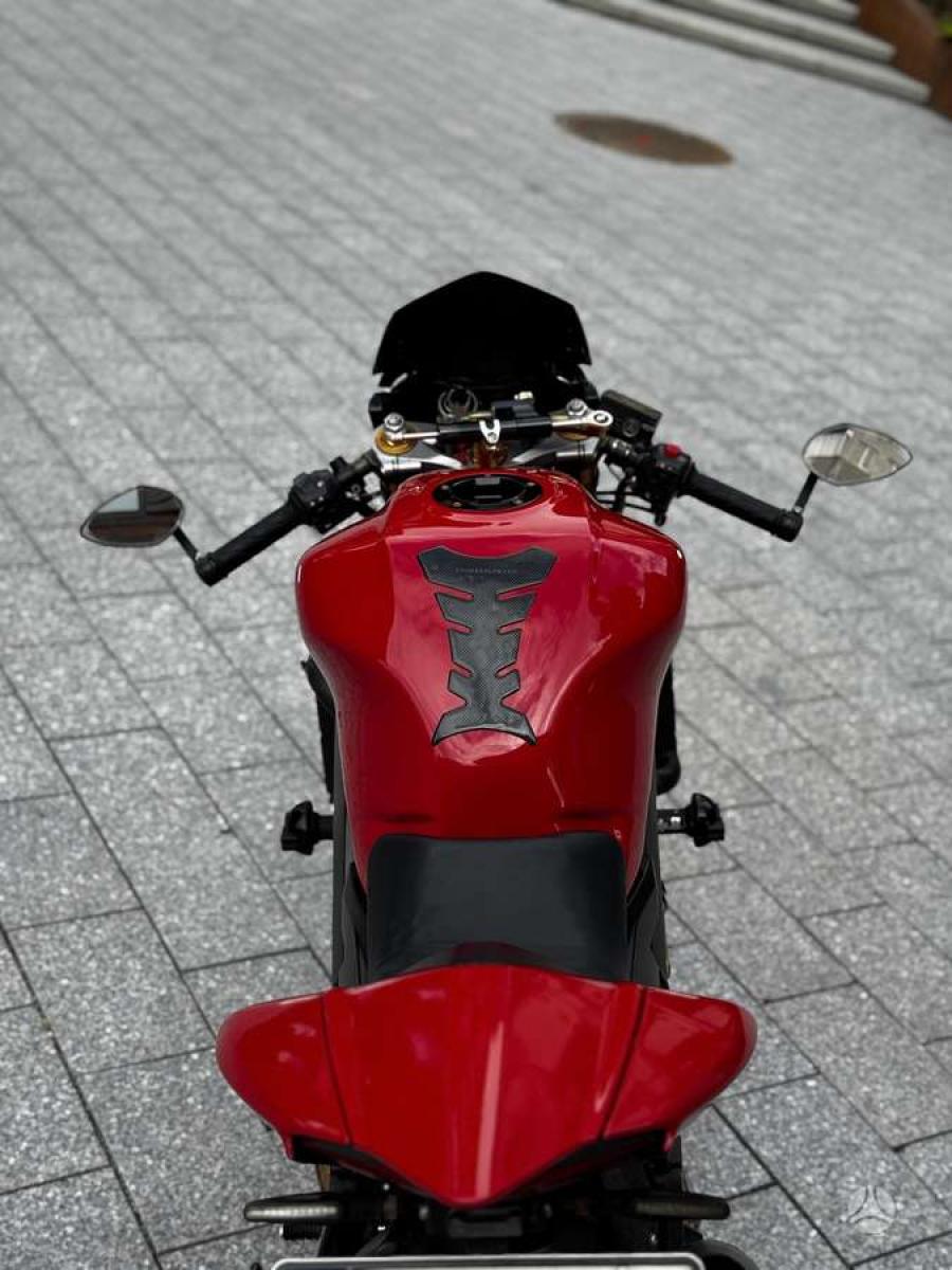 Red Suzuki SV 2008 in Klaipeda, with an engine capacity of 0.65 L and mileage of 19 thousand km for 3450 €, photo 10 on AUTOMOTO.COM.LV