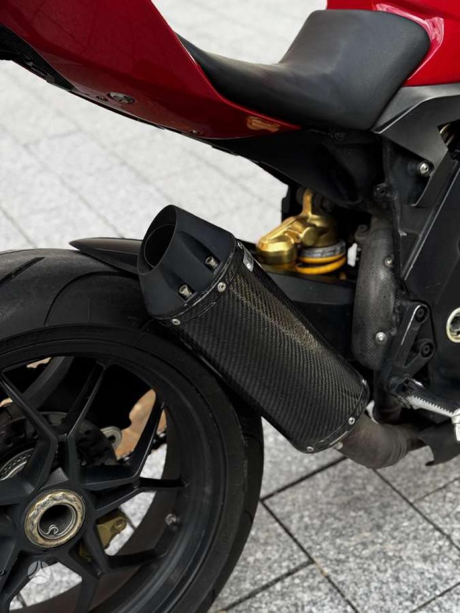 Red Suzuki SV 2008 in Klaipeda, with an engine capacity of 0.65 L and mileage of 19 thousand km for 3450 €, photo 12 on AUTOMOTO.COM.LV