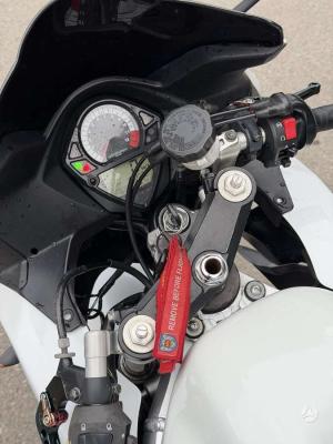Белый Сузуки SV 2004 в Каунас, объемом двигателя 0.65 л и пробегом 58 тыс. км за 2450 €, фото 9 на AUTOMOTO.COM.LV