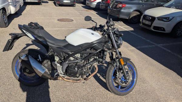 White Suzuki SV 2016 in Vilnius, with an engine capacity of 0.65 L and mileage of 13 thousand km for 4000 €, photo 4 on AUTOMOTO.COM.LV