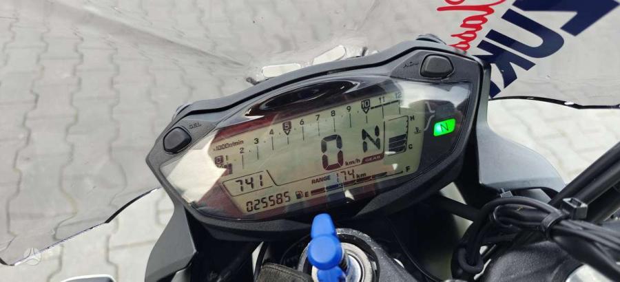 Balts Suzuki SV 2018 Kauņa, ar dzinēja tilpumu 0.65 L un nobraukumu 26 tūkst. km par 3800 €, foto 12 vietnē AUTOMOTO.COM.LV