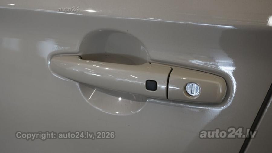 Beige Suzuki Swift 2024 in Tallinn, with an engine capacity of 1.20 L and mileage of 32 thousand km for 14900 €, photo 8 on AUTOMOTO.COM.LV