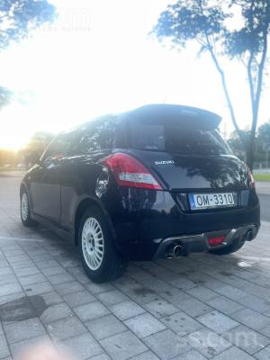 Melns Suzuki Swift 2013 Rīga, ar dzinēja tilpumu 1.60 L un nobraukumu 214 tūkst. km par 6199 €, foto 4 vietnē AUTOMOTO.COM.LV