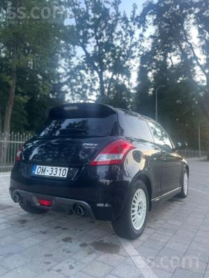 Melns Suzuki Swift 2013 Rīga, ar dzinēja tilpumu 1.60 L un nobraukumu 214 tūkst. km par 6199 €, foto 5 vietnē AUTOMOTO.COM.LV