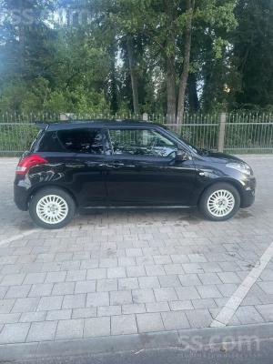 Melns Suzuki Swift 2013 Rīga, ar dzinēja tilpumu 1.60 L un nobraukumu 214 tūkst. km par 6199 €, foto 7 vietnē AUTOMOTO.COM.LV