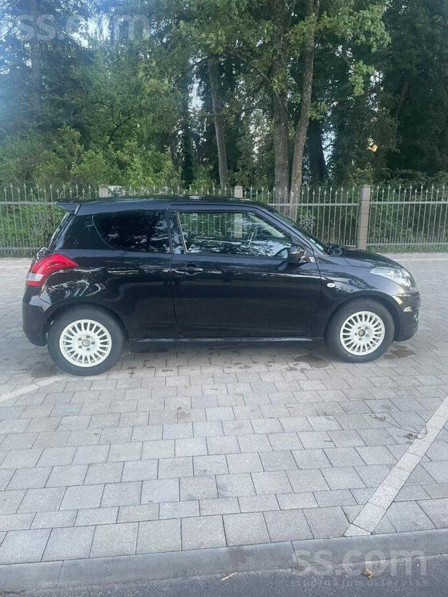 Melns Suzuki Swift 2013 Rīga, ar dzinēja tilpumu 1.60 L un nobraukumu 214 tūkst. km par 6199 €, foto 7 vietnē AUTOMOTO.COM.LV