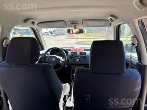 Melns Suzuki Swift 2006 Liepāja, ar dzinēja tilpumu 1.30 L un nobraukumu 390 tūkst. km par 799 €, foto 6 vietnē AUTOMOTO.COM.LV