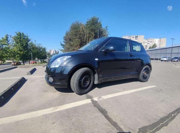 Black Suzuki Swift 2006 in Vilnius, with an engine capacity of 1.30 L and mileage of 221 thousand km for 1650 €, photo 8 on AUTOMOTO.COM.LV