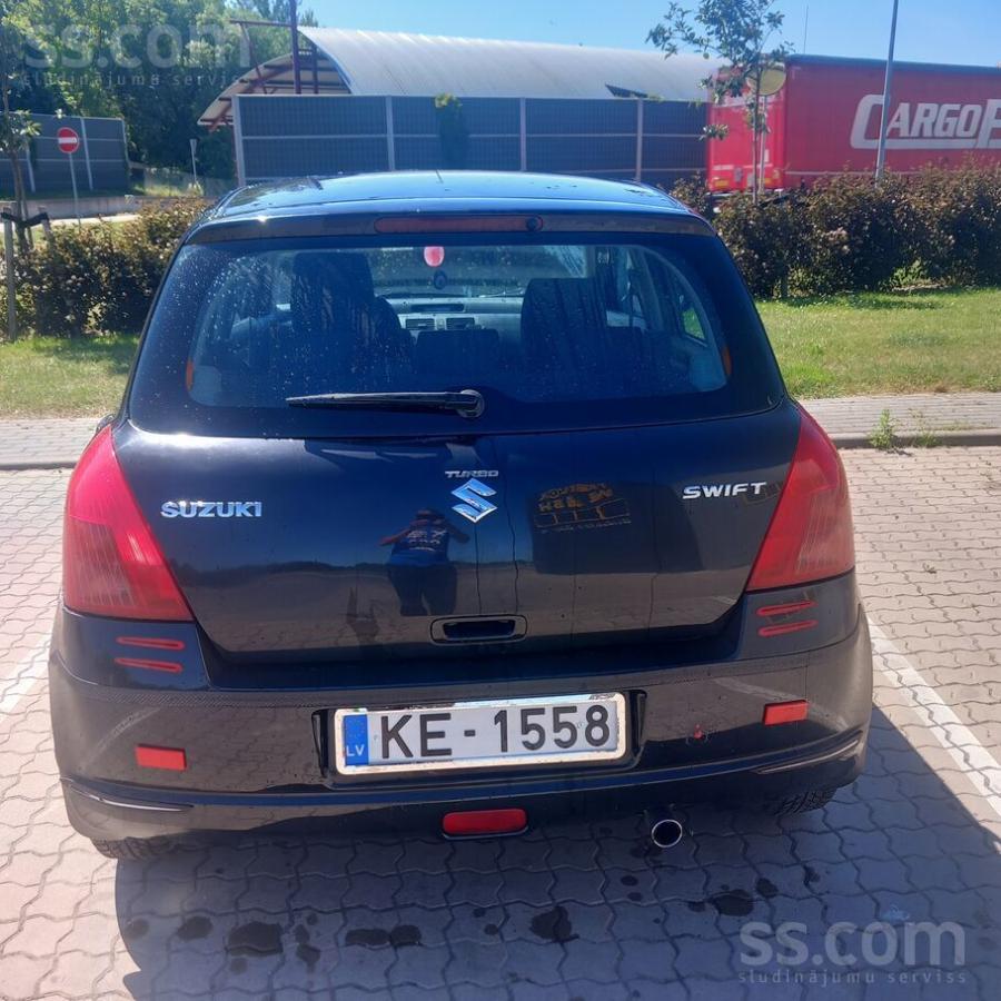 Black Suzuki Swift 2006 in Liepaja, with an engine capacity of 1.30 L and mileage of 173 thousand km for 1800 €, photo 4 on AUTOMOTO.COM.LV