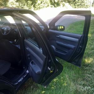 Black Suzuki Swift 2006 in Liepaja, with an engine capacity of 1.30 L and mileage of 173 thousand km for 1800 €, photo 11 on AUTOMOTO.COM.LV