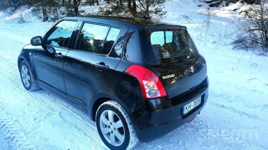 Melns Suzuki Swift 2008 Rīga, ar dzinēja tilpumu 1.30 L un nobraukumu 220 tūkst. km par 3100 €, foto 1 vietnē AUTOMOTO.COM.LV