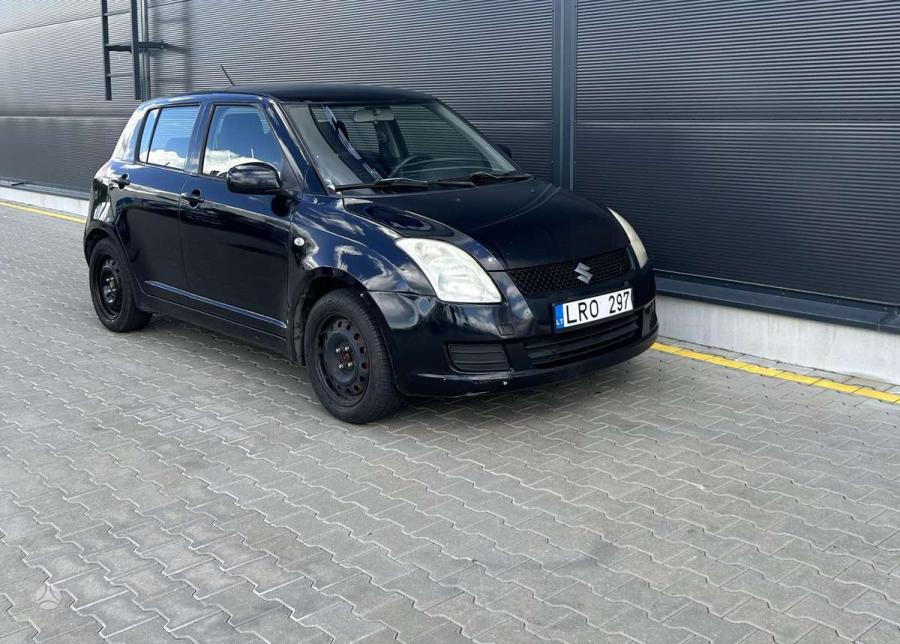 Melns Suzuki Swift 2008 Viļņa, ar dzinēja tilpumu 1.30 L un nobraukumu 343 tūkst. km par 600 €, foto 3 vietnē AUTOMOTO.COM.LV