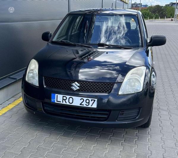 Melns Suzuki Swift 2008 Viļņa, ar dzinēja tilpumu 1.30 L un nobraukumu 343 tūkst. km par 600 €, foto 3 vietnē AUTOMOTO.COM.LV