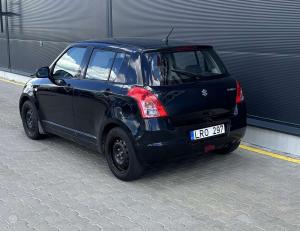 Melns Suzuki Swift 2008 Viļņa, ar dzinēja tilpumu 1.30 L un nobraukumu 343 tūkst. km par 600 €, foto 9 vietnē AUTOMOTO.COM.LV
