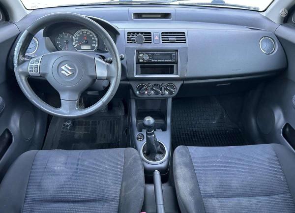 Melns Suzuki Swift 2008 Viļņa, ar dzinēja tilpumu 1.30 L un nobraukumu 343 tūkst. km par 600 €, foto 10 vietnē AUTOMOTO.COM.LV