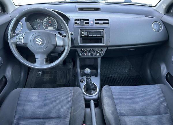 Melns Suzuki Swift 2008 Viļņa, ar dzinēja tilpumu 1.30 L un nobraukumu 345 tūkst. km par 550 €, foto 10 vietnē AUTOMOTO.COM.LV