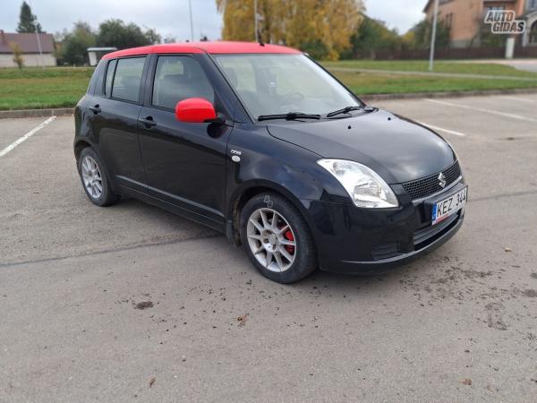 Черный Сузуки Свифт 2008 в Шяуляй, объемом двигателя 1.30 л и пробегом 246 тыс. км за 1500 €, фото 8 на AUTOMOTO.COM.LV