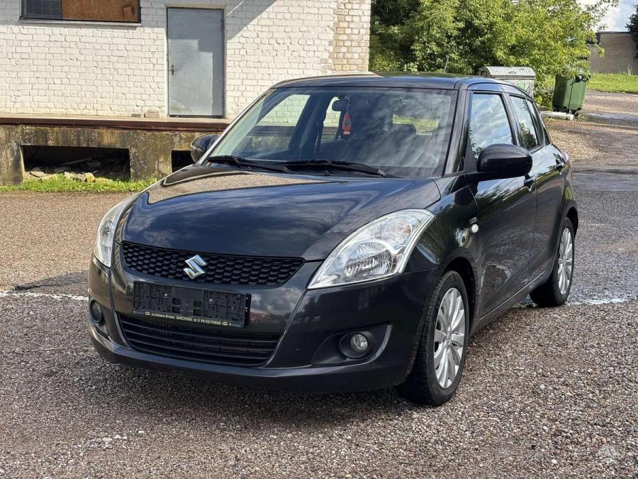 Melns Suzuki Swift 2013 Utena, ar dzinēja tilpumu 1.25 L un nobraukumu 263 tūkst. km par 3850 €, foto 3 vietnē AUTOMOTO.COM.LV