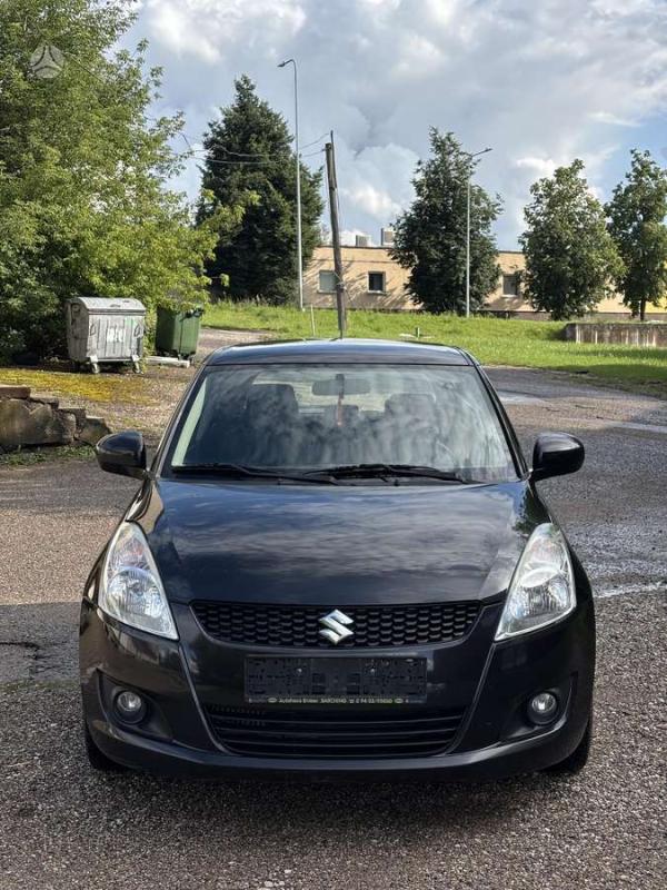 Melns Suzuki Swift 2013 Utena, ar dzinēja tilpumu 1.25 L un nobraukumu 263 tūkst. km par 3850 €, foto 3 vietnē AUTOMOTO.COM.LV