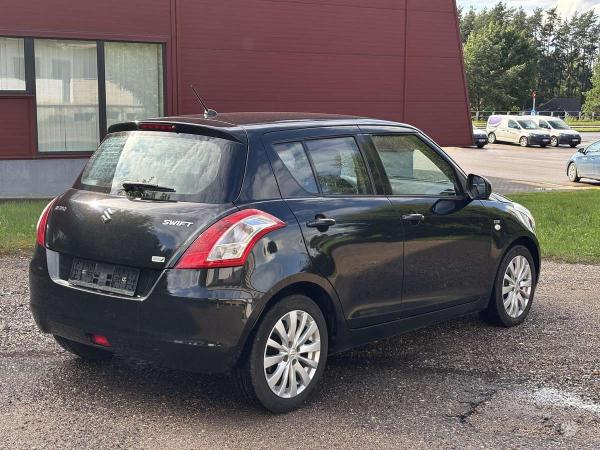 Melns Suzuki Swift 2013 Utena, ar dzinēja tilpumu 1.25 L un nobraukumu 263 tūkst. km par 3850 €, foto 6 vietnē AUTOMOTO.COM.LV