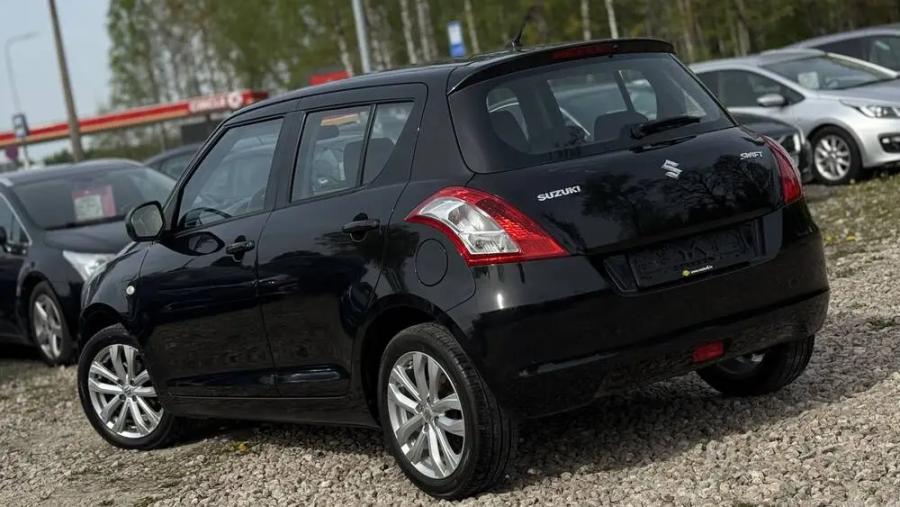 Melns Suzuki Swift 2016 Jelgava, ar dzinēja tilpumu 1.20 L un nobraukumu 197 tūkst. km par 5990 €, foto 5 vietnē AUTOMOTO.COM.LV