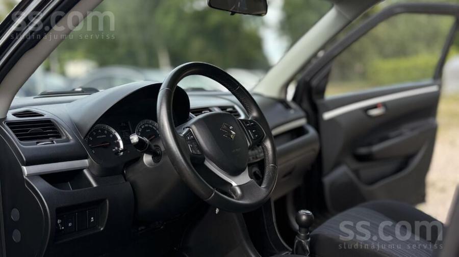 Melns Suzuki Swift 2016 Jelgava, ar dzinēja tilpumu 1.20 L un nobraukumu 197 tūkst. km par 5990 €, foto 8 vietnē AUTOMOTO.COM.LV