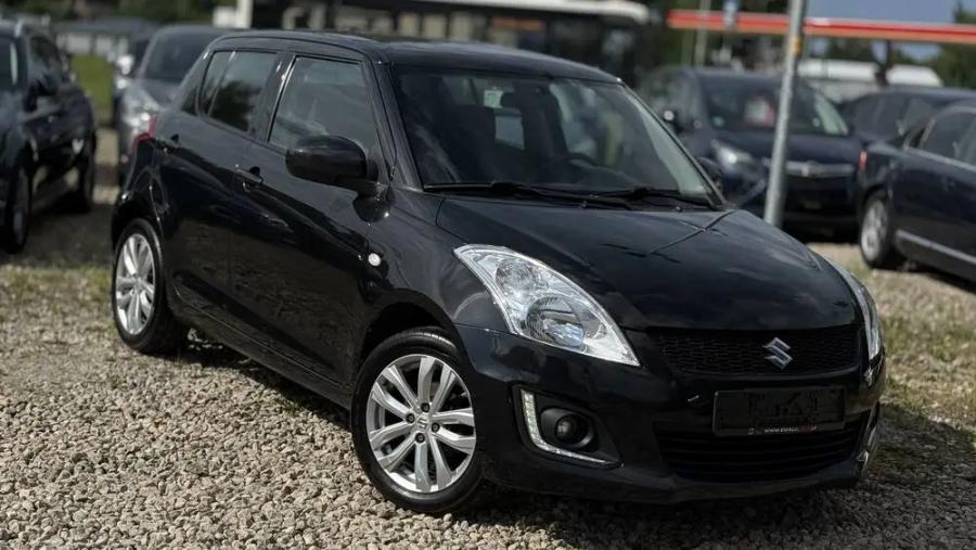 Melns Suzuki Swift 2016 Jelgava, ar dzinēja tilpumu 1.20 L un nobraukumu 197 tūkst. km par 5990 €, foto 1 vietnē AUTOMOTO.COM.LV