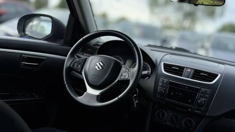 Melns Suzuki Swift 2016 Jelgava, ar dzinēja tilpumu 1.20 L un nobraukumu 197 tūkst. km par 5990 €, foto 12 vietnē AUTOMOTO.COM.LV