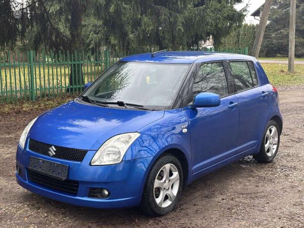 Blue Suzuki Swift 2005 in Utena, with an engine capacity of 1.50 L and mileage of 316 thousand km for 1250 €, photo 1 on AUTOMOTO.COM.LV