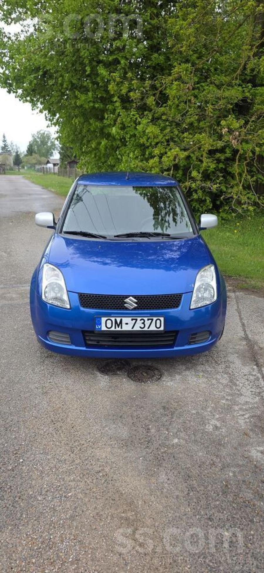 Zils Suzuki Swift 2005 Rīga, ar dzinēja tilpumu 1.50 L un nobraukumu 355 tūkst. km par 1950 €, foto 1 vietnē AUTOMOTO.COM.LV