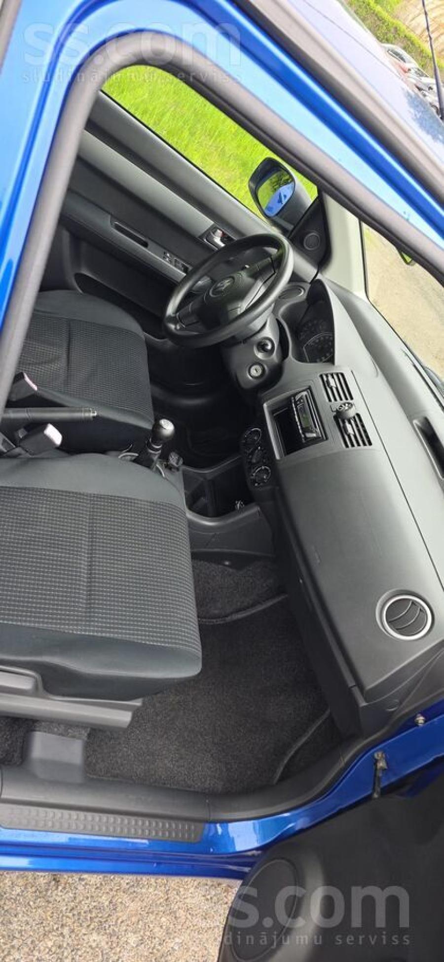 Zils Suzuki Swift 2005 Rīga, ar dzinēja tilpumu 1.50 L un nobraukumu 355 tūkst. km par 1950 €, foto 10 vietnē AUTOMOTO.COM.LV