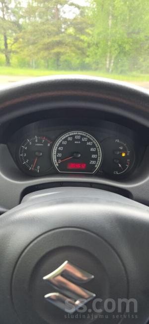 Zils Suzuki Swift 2005 Rīga, ar dzinēja tilpumu 1.50 L un nobraukumu 355 tūkst. km par 1950 €, foto 12 vietnē AUTOMOTO.COM.LV
