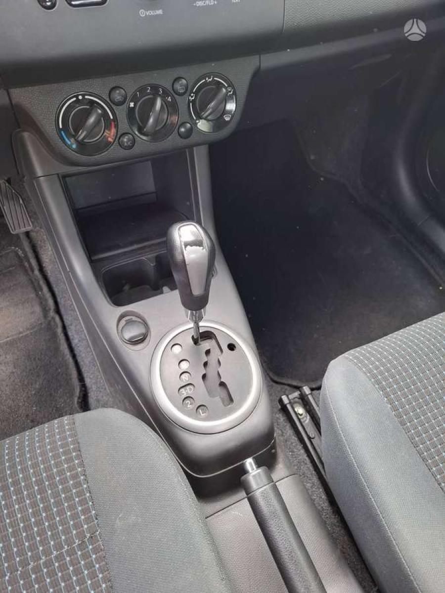 Zils Suzuki Swift 2008 Viļņa, ar dzinēja tilpumu 1.49 L un nobraukumu 301 tūkst. km par 2600 €, foto 11 vietnē AUTOMOTO.COM.LV