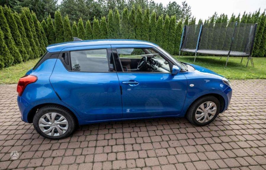 Blue Suzuki Swift 2022 in Vilnius, with an engine capacity of 1.20 L and mileage of 21 thousand km for 11200 €, photo 6 on AUTOMOTO.COM.LV