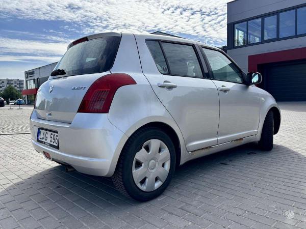 Grey Suzuki Swift 2005 in Vilnius, with an engine capacity of 1.33 L and mileage of 133 thousand km for 1000 €, photo 8 on AUTOMOTO.COM.LV