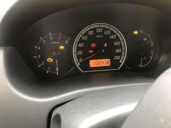 Pelēks Suzuki Swift 2007 Klaipėda, ar dzinēja tilpumu 1.33 L un nobraukumu 130 tūkst. km par 2950 €, foto 9 vietnē AUTOMOTO.COM.LV