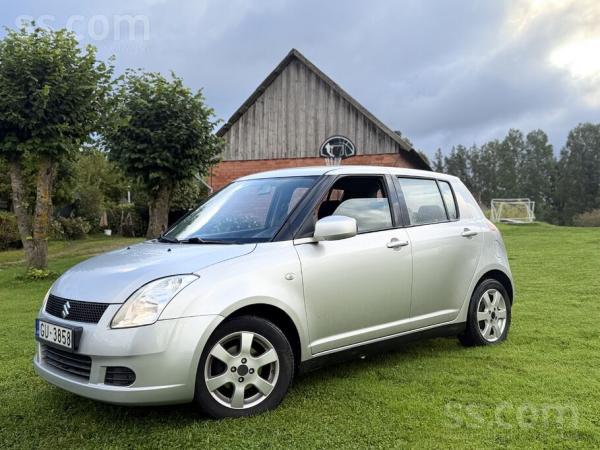 Suzuki Swift 2007 Cēsis vietnē Pelēks Suzuki Swift 2007 Cēsis, ar dzinēja tilpumu 1.30 L un nobraukumu 200 tūkst. km par 1400 €, foto 4 vietnē AUTOMOTO.COM.LV